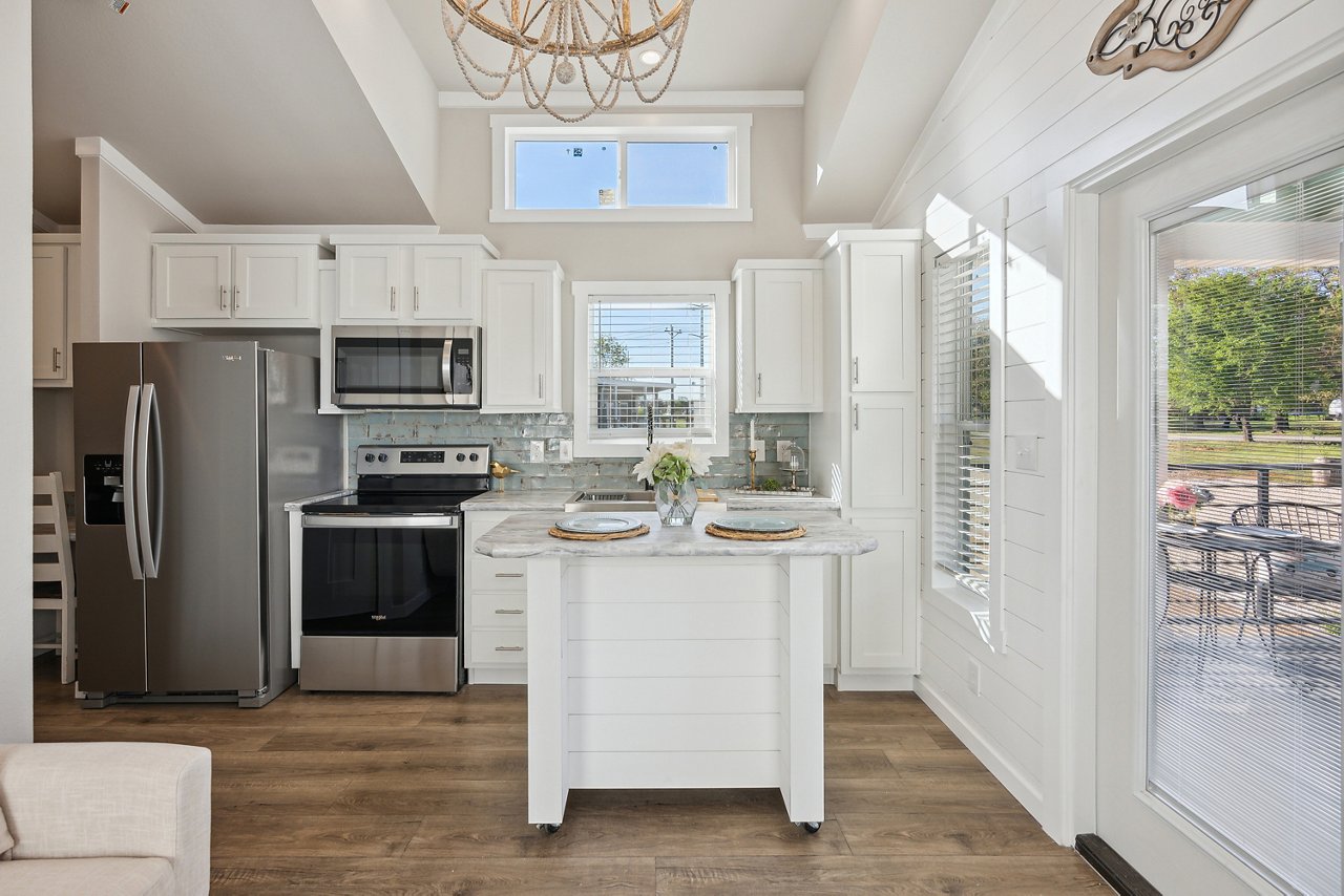 The Truth Behind the "Tiny Home" Craze and Why Park Models are Superior | Champion Homes